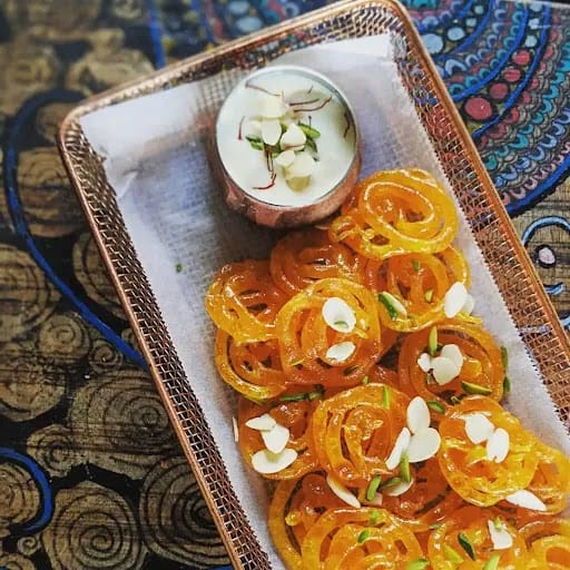 Jalebi With Rabri