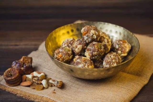 Maa Mitahara -- Postnatal DryFruits Laddu – Dry Fruit Laddu | Purely ...