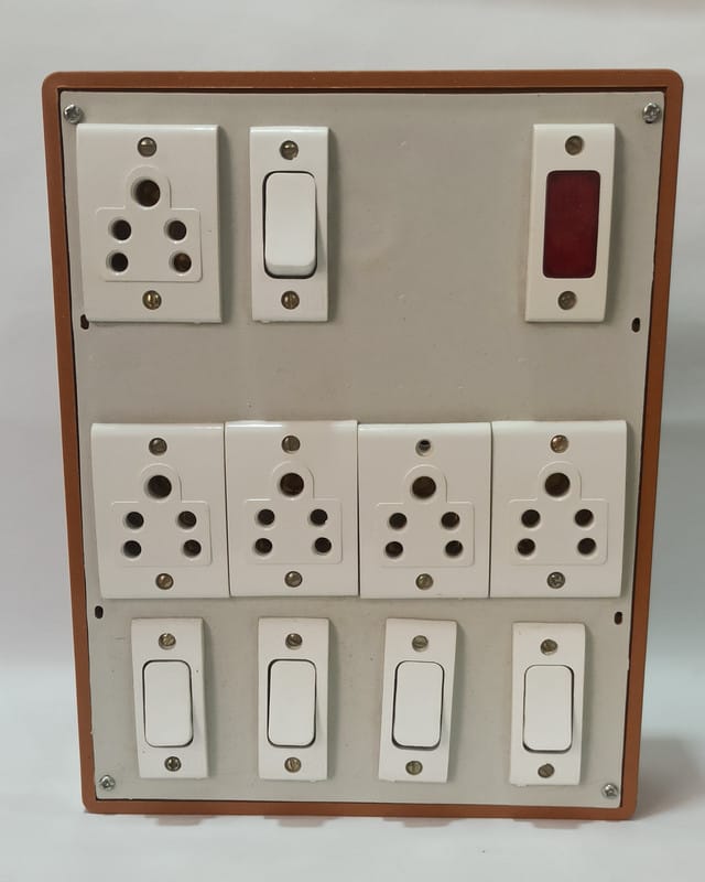 6A 5 Sockets (5 Pin Socket) & 5 Switch Extension Box with Indicator, 6A ...
