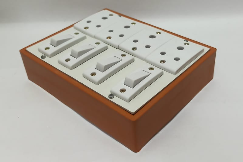 6A 4 Sockets (3 Pin Socket) & 4 Switch (Square) Extension Box with 16A ...