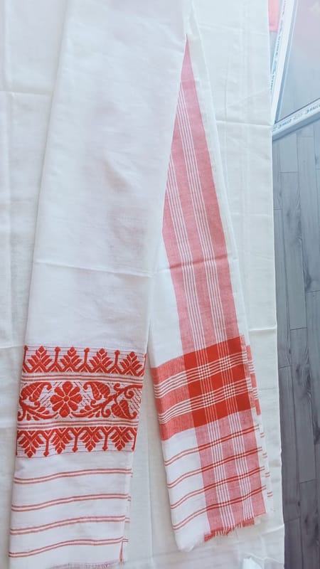 HAND WOVEN ASSAMESE TRADITIONAL GAMUSA