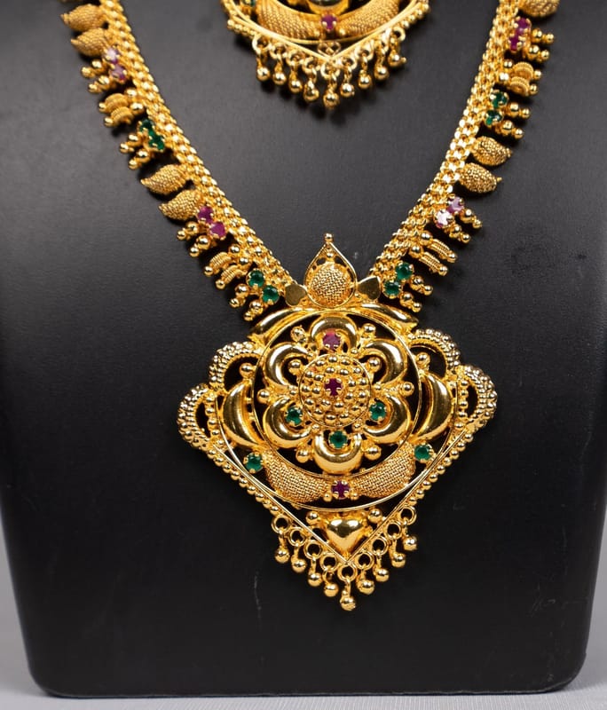 SONCHIRAIYA AP MEPMA JEWELLERY SET